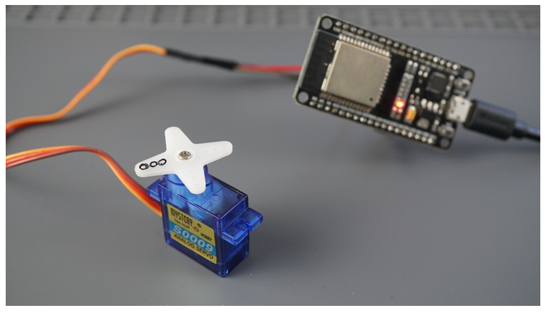 Esp32 Веб сервер для управления сервоприводом с использованием Arduino Ide