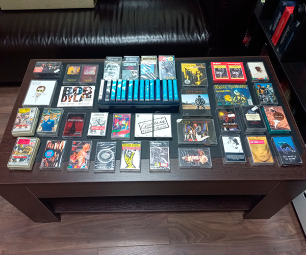 Фирменные аудиокассеты — Deep Purple, Queen, Oasis, Pink Floyd и другие