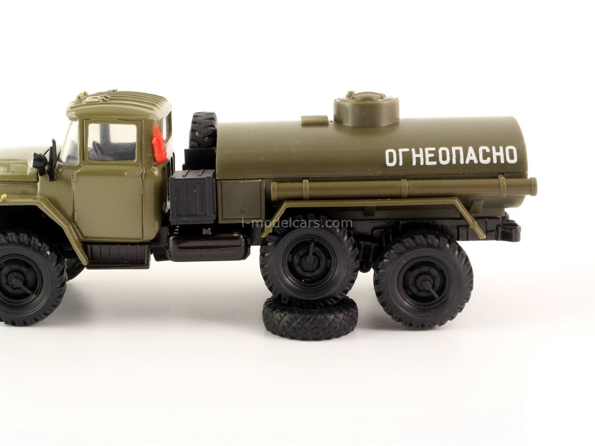 MODEL CARS ZIL-131 tanker Russian Collection Elecon 1:43