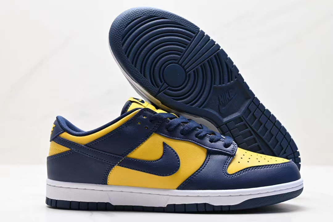Nike Dunk Low 'Michigan' заказать онлайн в Basketroom.ru