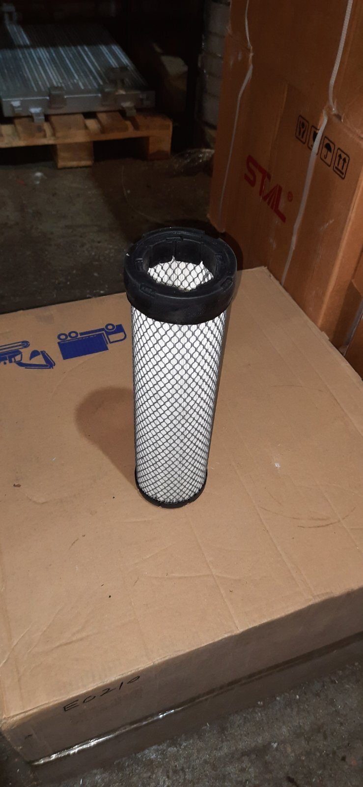 Фильтр воздушный WIX 542816 – купить за 2 400 ₽ | ТехАльянс - запчасти ...