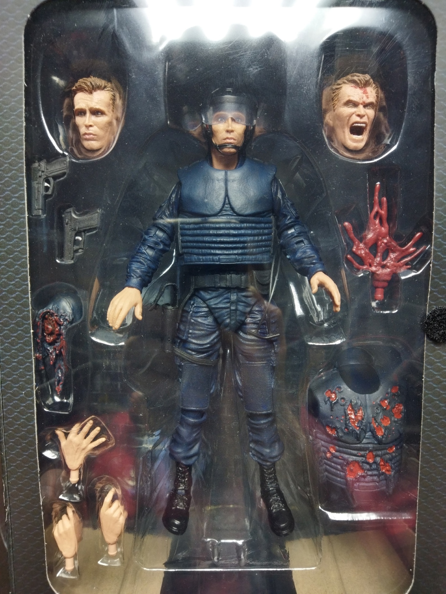 «Фигурка NECA Robocop – 7″ Scale Action Figure – Ultimate Alex Murphy ...