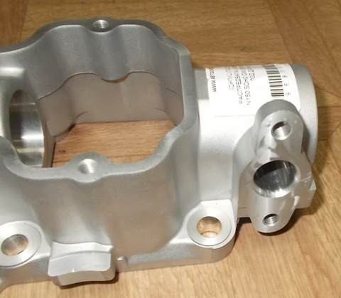 КОРПУС (ПОСТЕЛЬ) РАСПРЕДВАЛА LANOS, NEXIA N150 SOHC (ЕВРО-3 С ОТВ ПОД ...