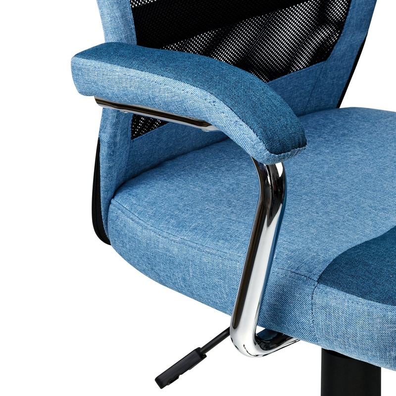 HL-E41 Кресло руководителя Stylish (Helmi)