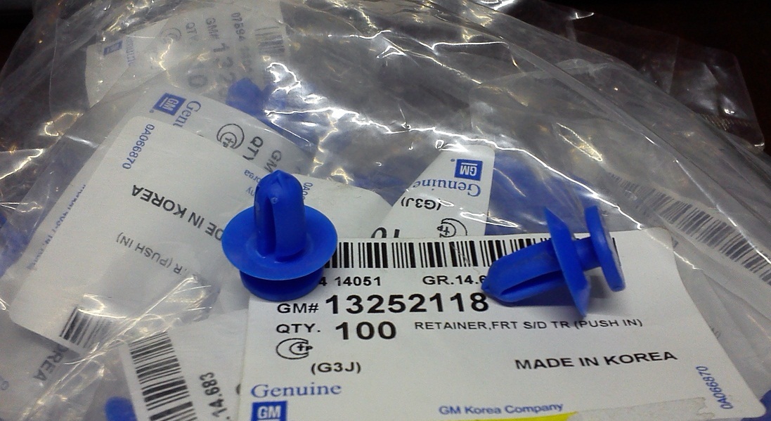 КЛИПСА ОБШИВКИ ДВЕРИ СИНЯЯ / СЕРАЯ CRUZE GM– купить в интернет-магазине ...