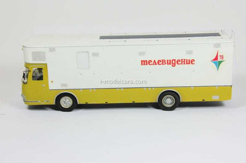 LIAZ-5932 PTS-CT Magnolia Vector-models 1:43