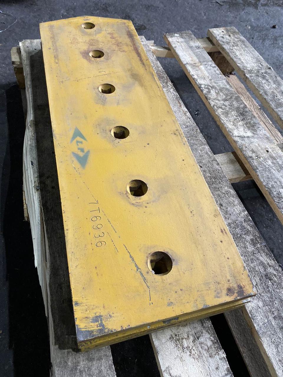 Нож Cat D7 боковой 7T-6936 – купить за 10 500 ₽ | ТехАльянс - запчасти ...