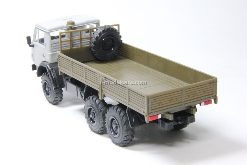 MODEL CARS KAMAZ-43105 (early) Elecon 1:43