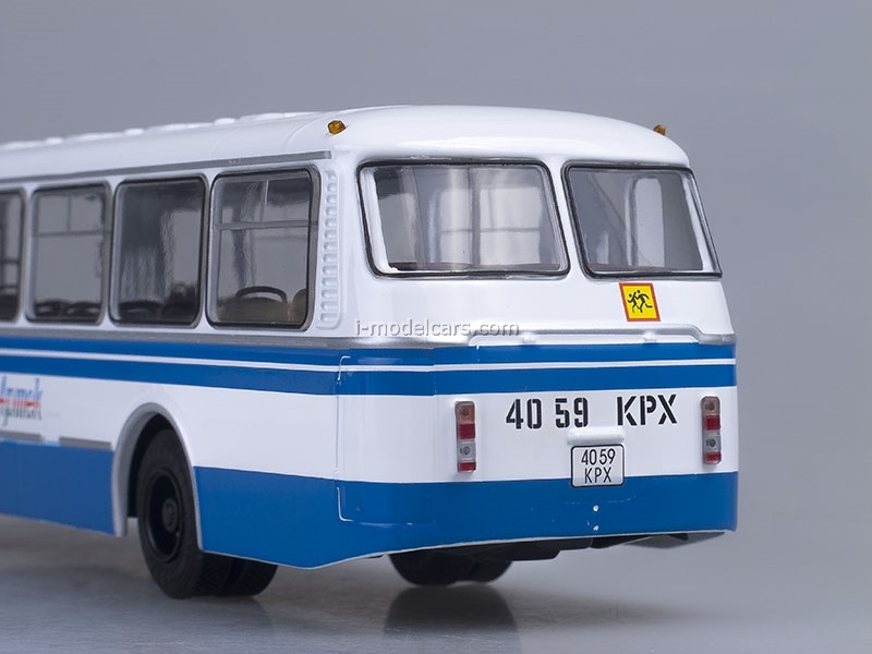 MODEL CARS LAZ-695N Soviet summer camp Artek Soviet Bus 1:43