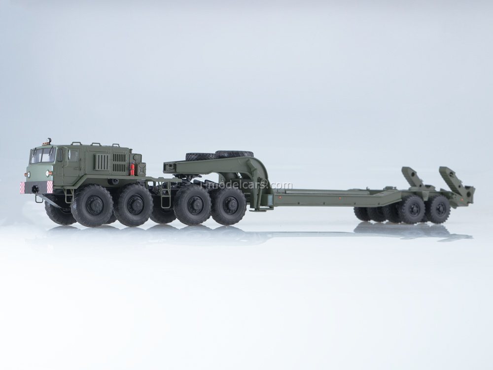 MAZ-537 with semi-trailer ChMZAP-5247G 1:43 Start Scale Models (SSM)