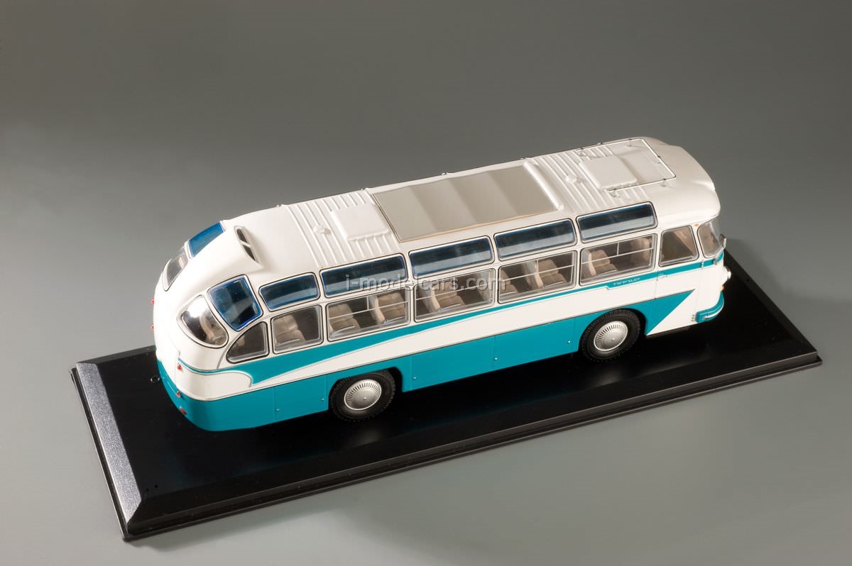 MODEL CARS LAZ-697E Tourist Classicbus 1:43