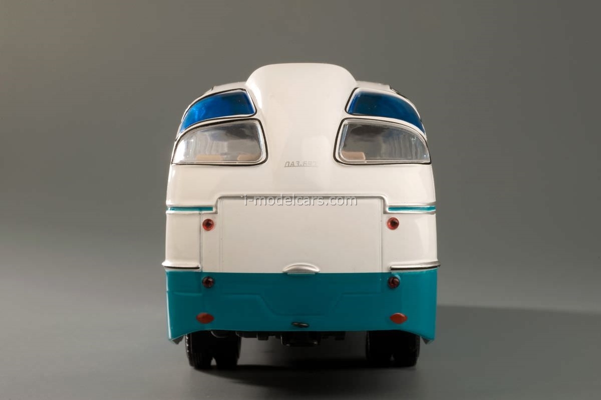 MODEL CARS LAZ-697E Tourist Classicbus 1:43