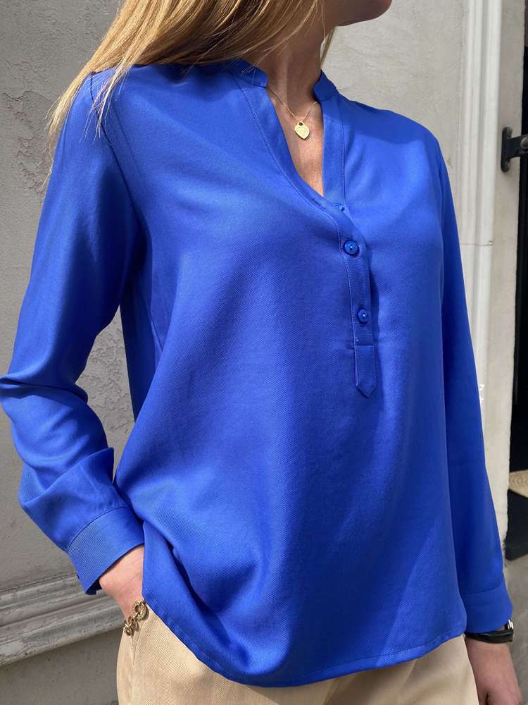 Рубашка Валенсия вискоза электрик – купить за 4 900 ₽ | CLASSY brand