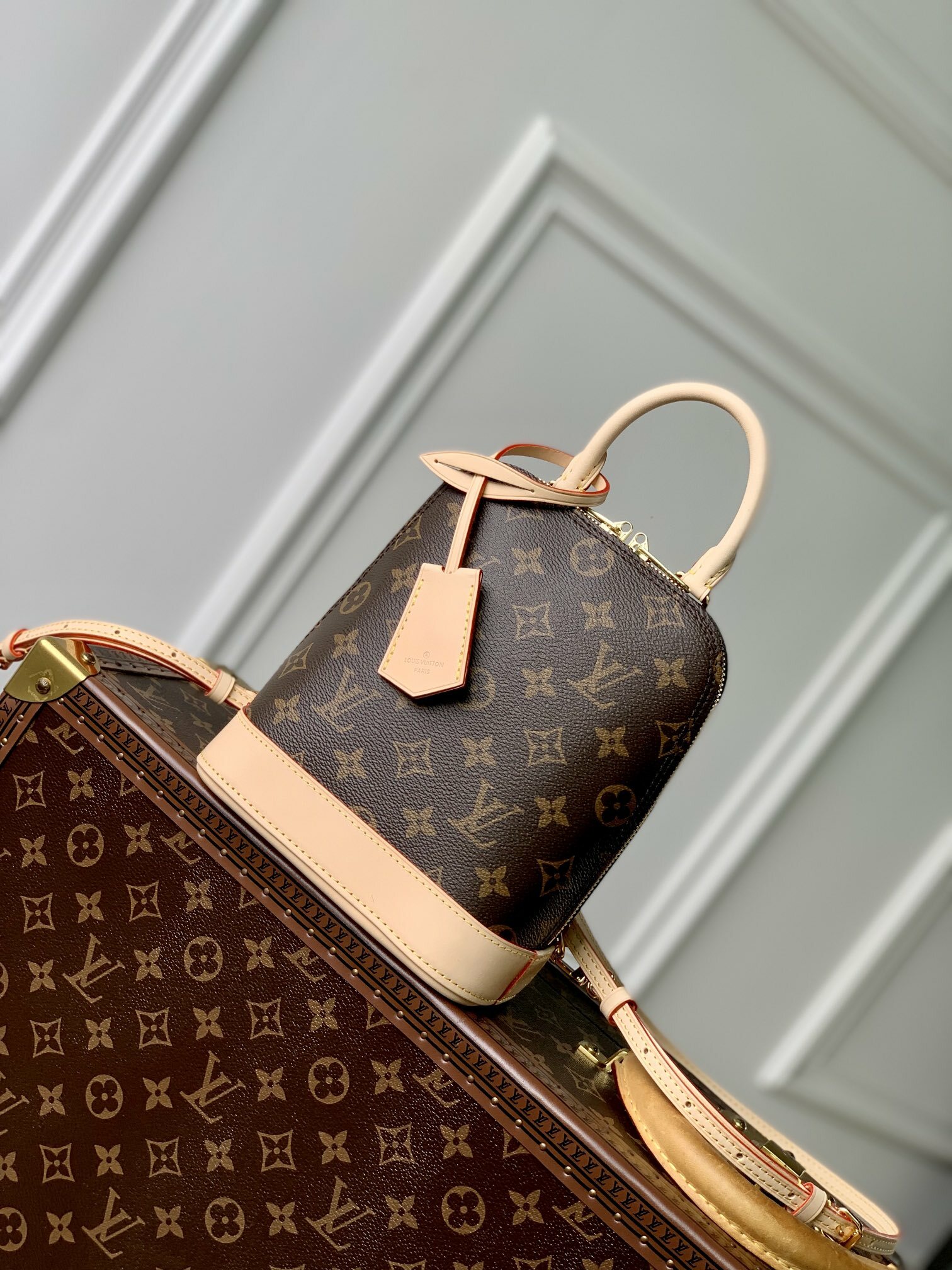 Louis Vuitton Alma Backpack – Buy 160 $ | 4 Bag Lovers