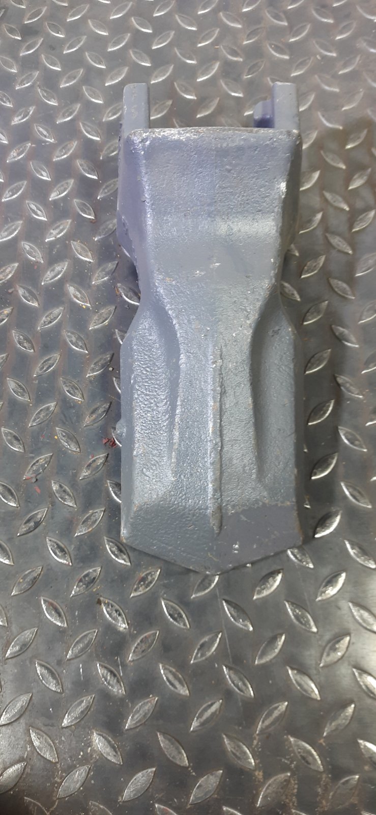 Коронка ковша VOLVO 30AMRE (14523946) – купить за 2 500 ₽ | ТехАльянс ...