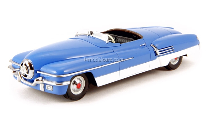 MODEL CARS ZIS-112 LWB 1953 open DIP 1:43