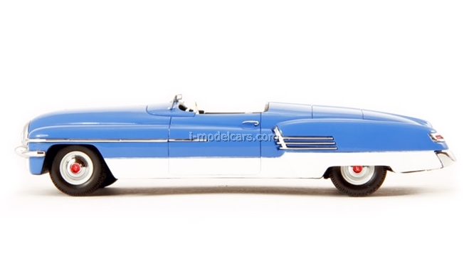 MODEL CARS ZIS-112 LWB 1953 open DIP 1:43