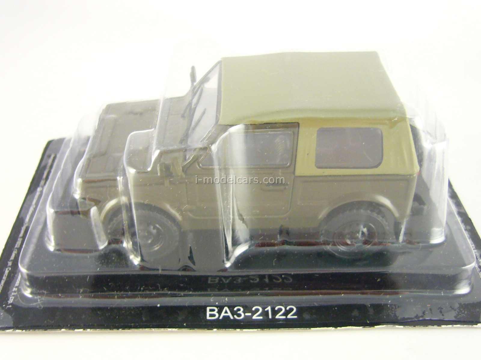 MODEL CARS 1:43 VAZ-2122 Reka River khaki DeAgostini Auto Legends USSR #91