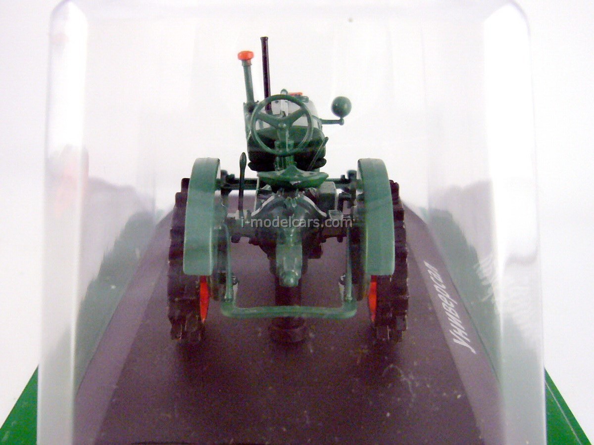 Model 1:43 Tractor Universal VTZ 1934 #4 Hachette 1:43