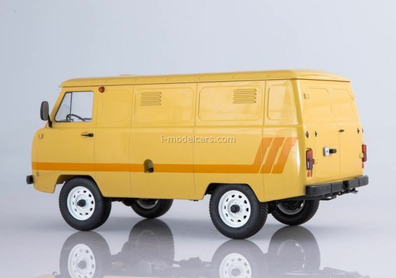 UAZ-3741 van 4x4 1990 Start Scale Models (SSM) 1:18