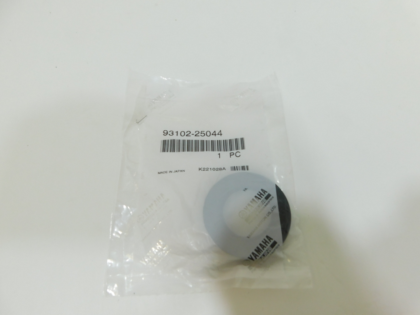 сальник колеса Yamaha Drag Star 1100 93102-25044-00 - купить по ...