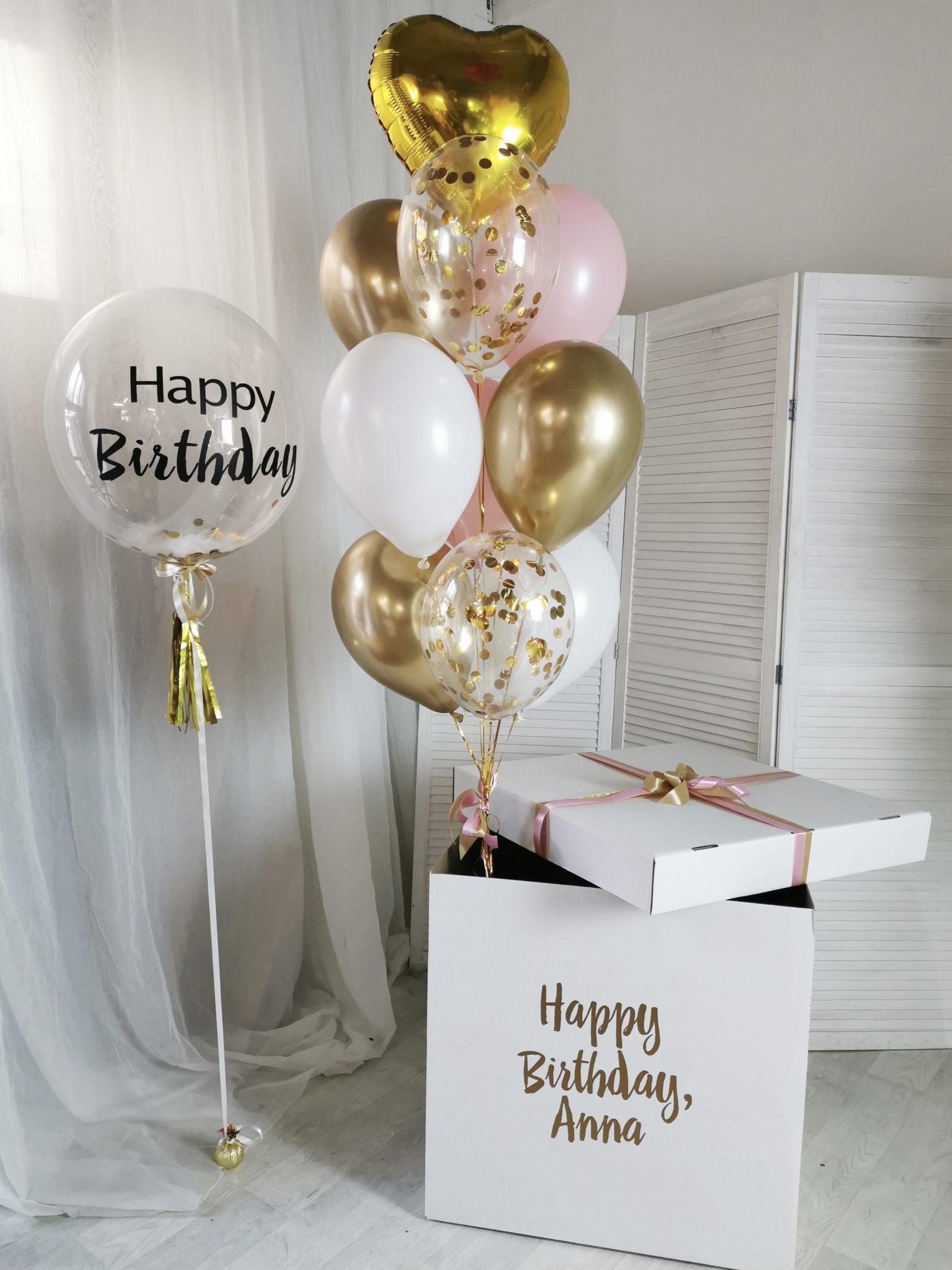 Студия воздушных шаров и товаров для праздника