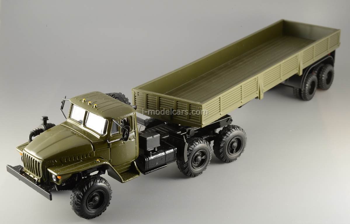 MODEL CARS Ural-44202 with semitrailer khaki Elecon 1:43