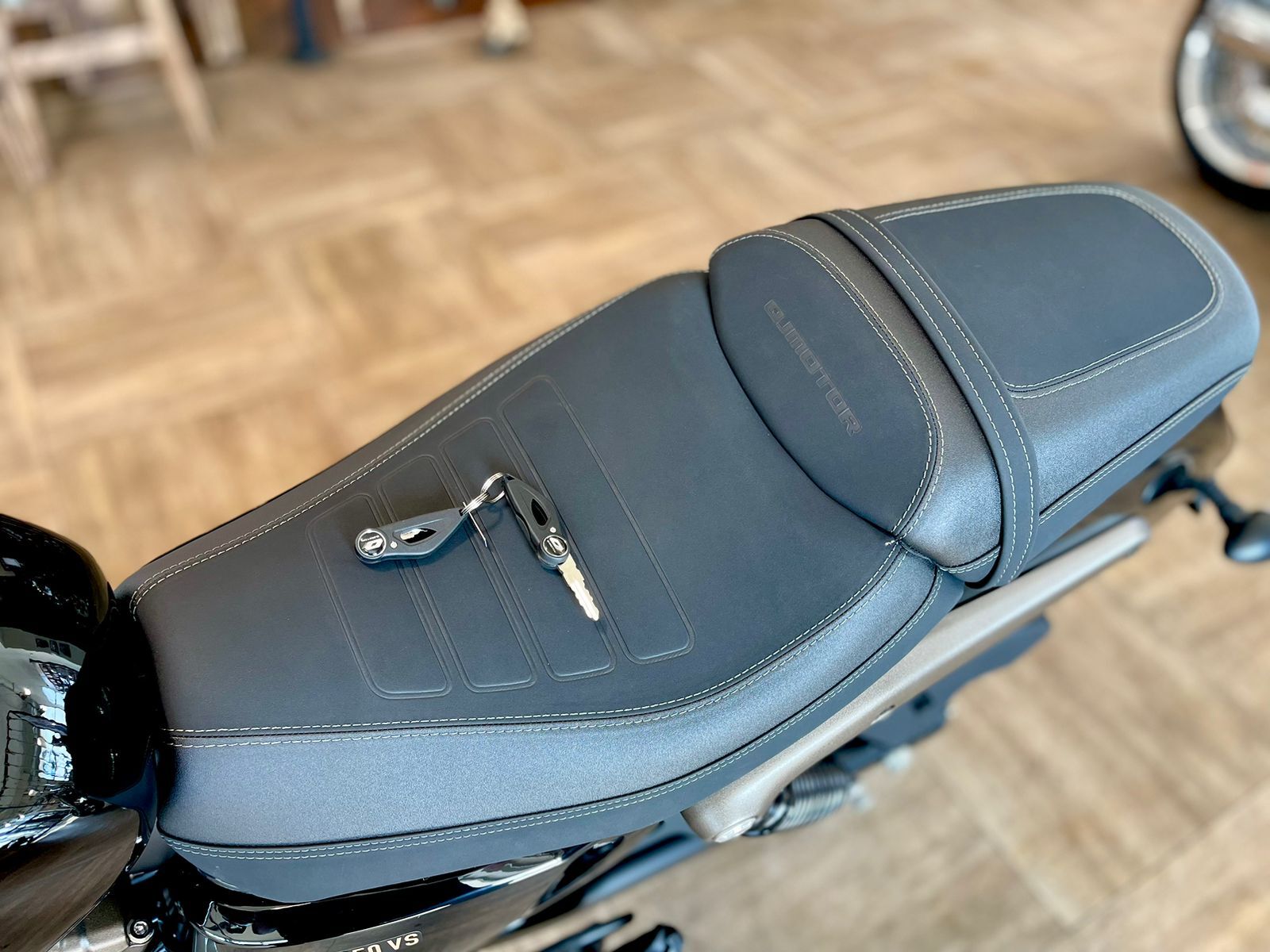 QJMOTOR SRV 350 (Black) купить у официального дилера – Harley-Davidson ...