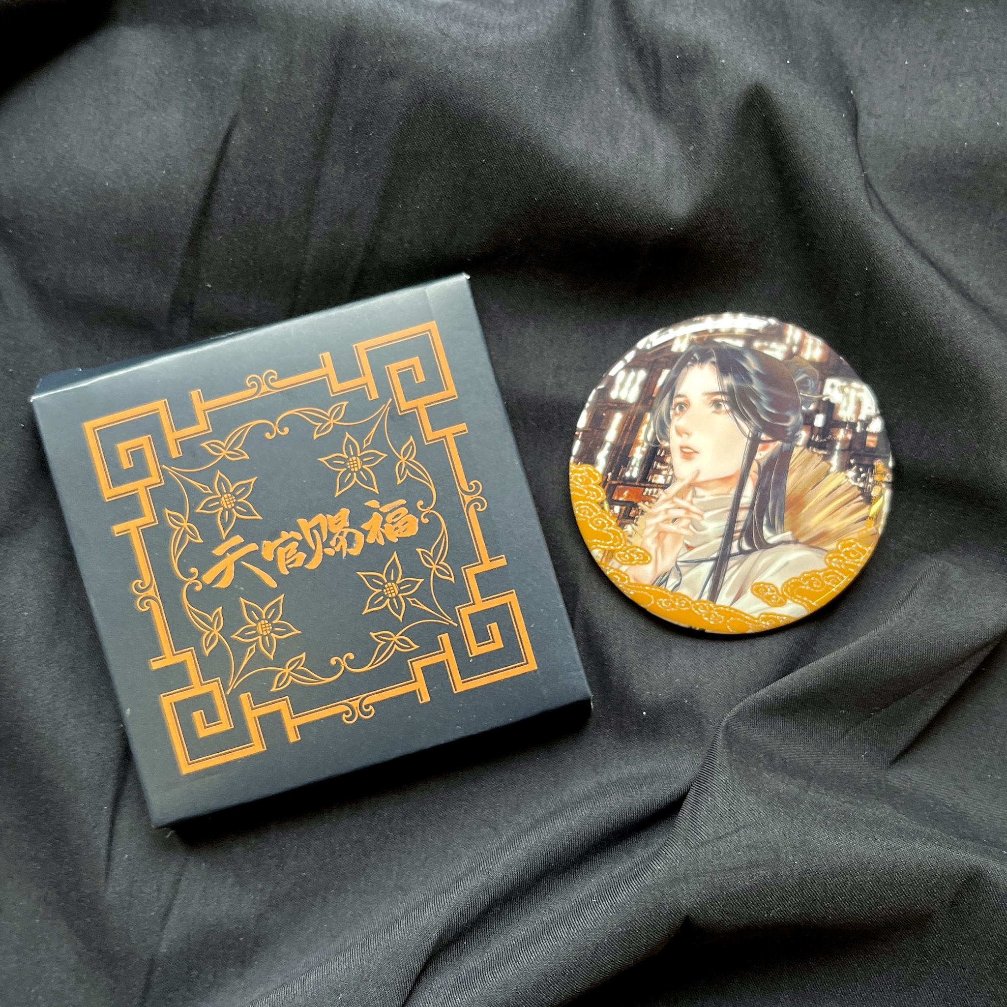 Случайный значок BEMOE! x Heaven Official's Blessing – купить за 390 руб | Чук и Гик. Магазин ...