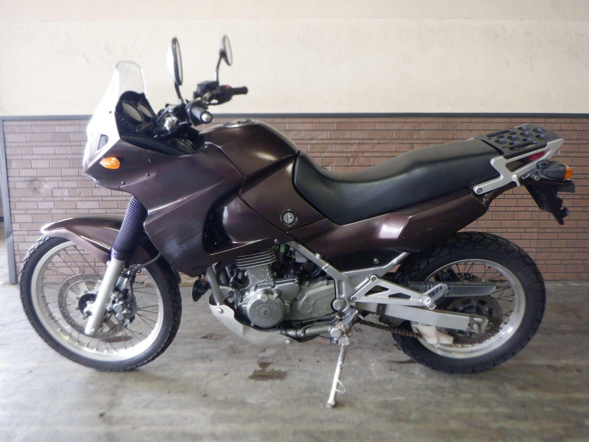 Kawasaki KLE400 LE400A-005754 - купить по выгодной цене | Moto-Depo