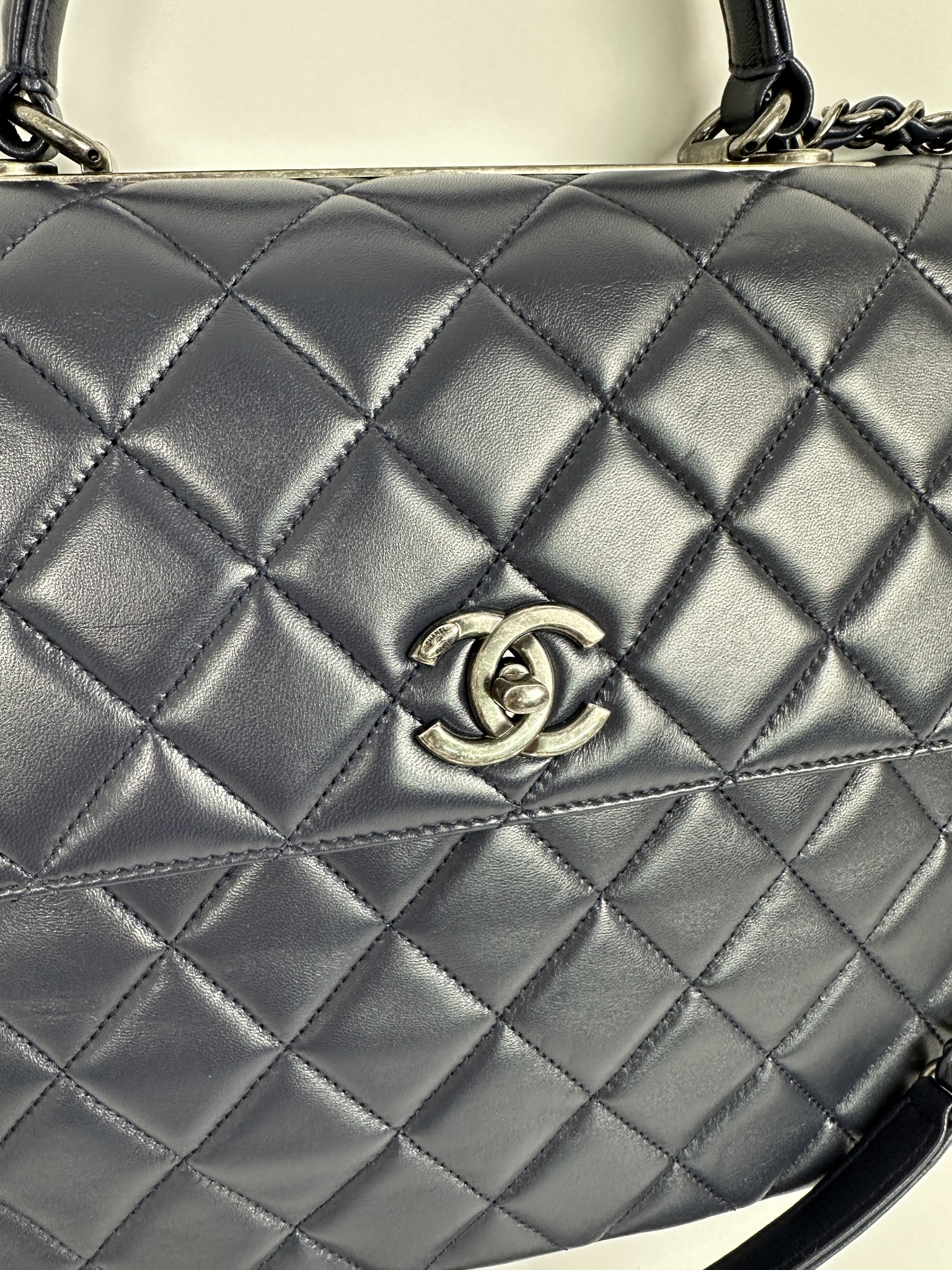 Chanel trendy cc store