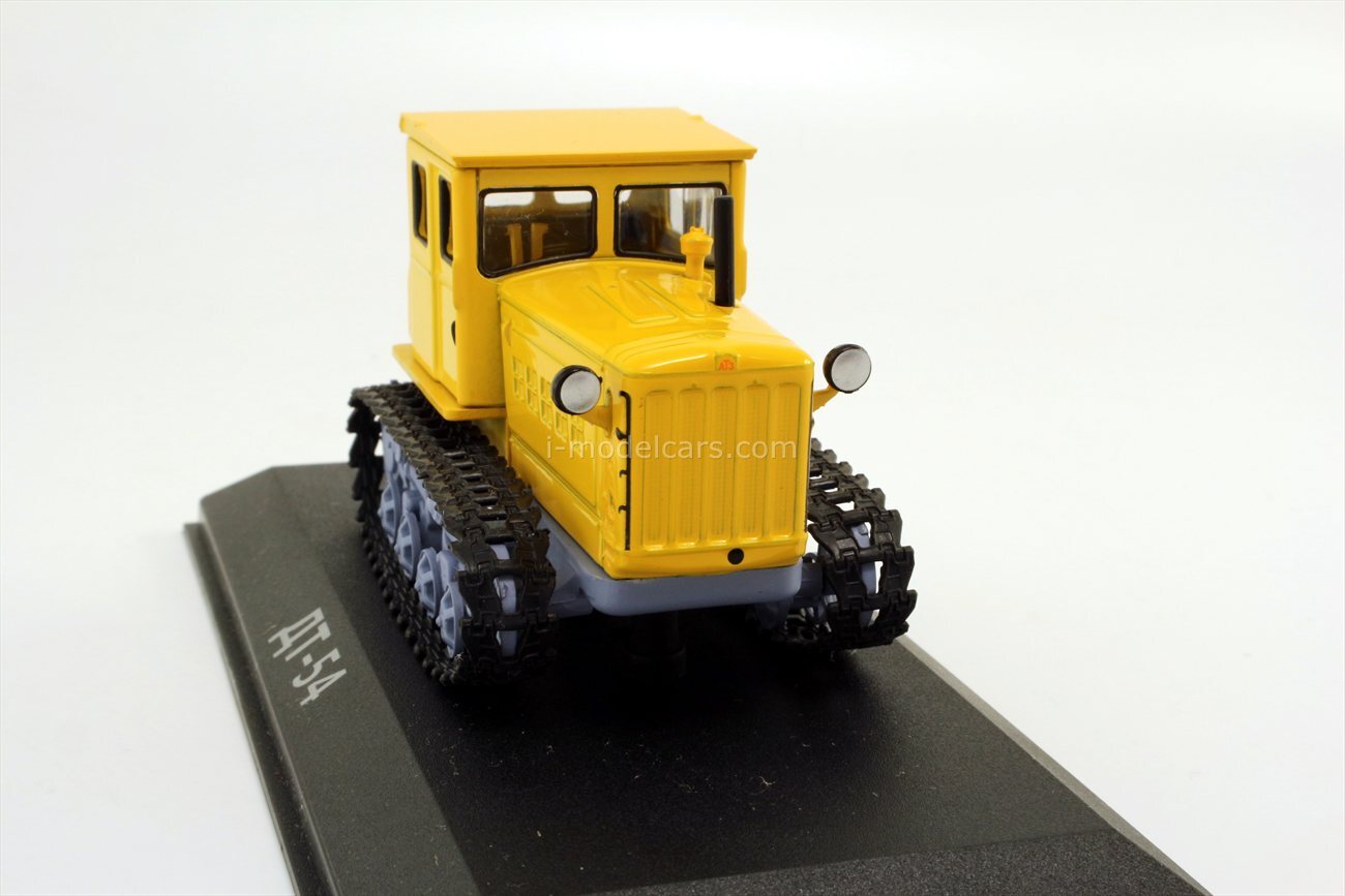 Model Tractor DT-54 1949 №2 Hachette 1:43