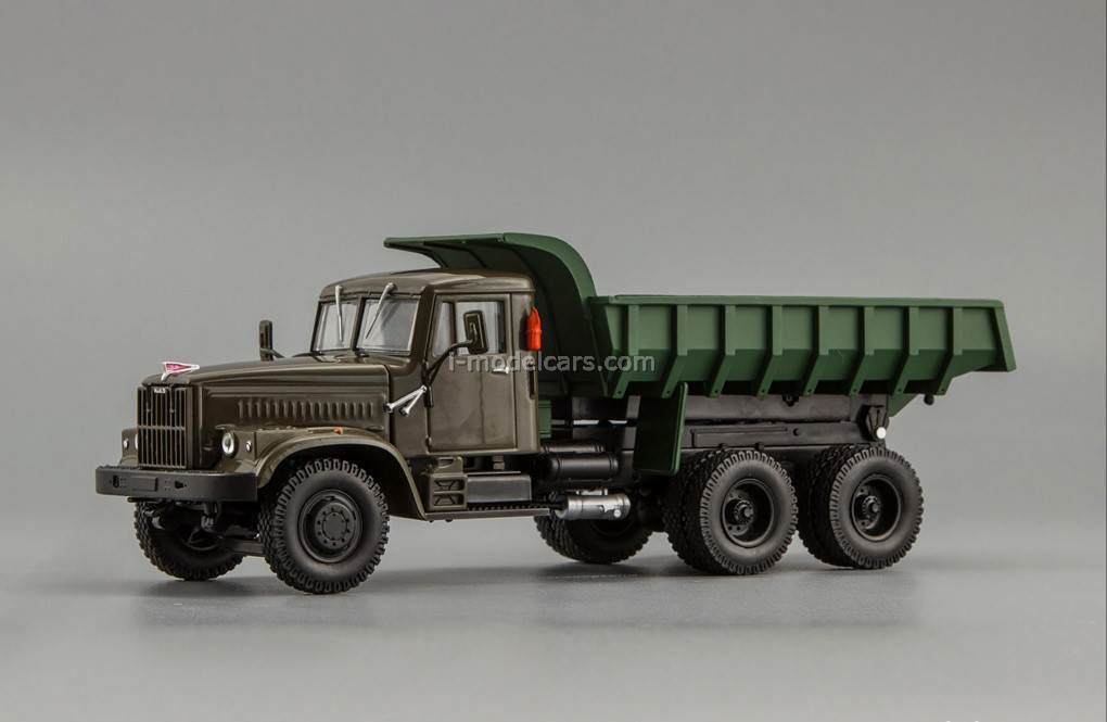 MODEL CARS KRAZ-256B 1969-1977 green 1:43 Nash Avtoprom