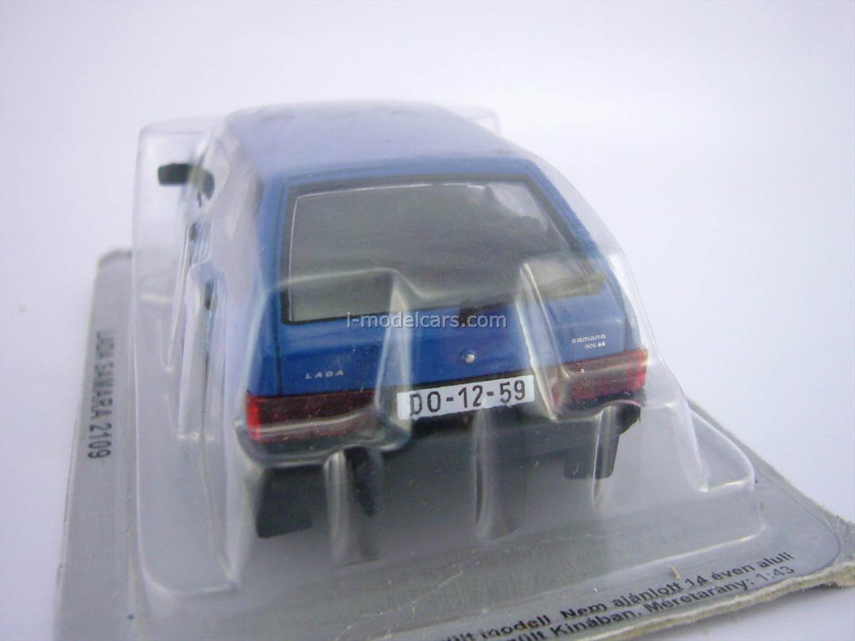 MODEL CARS VAZ-2109 Lada Samara blue 1:43 DeAgostini Kultowe Auta PRL-u #56