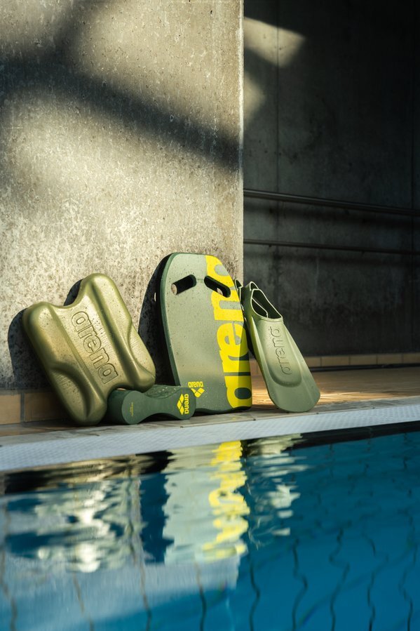 Доска тренировочная Arena PULL KICK II — купить за 3 300 ₽ | SwimTraining
