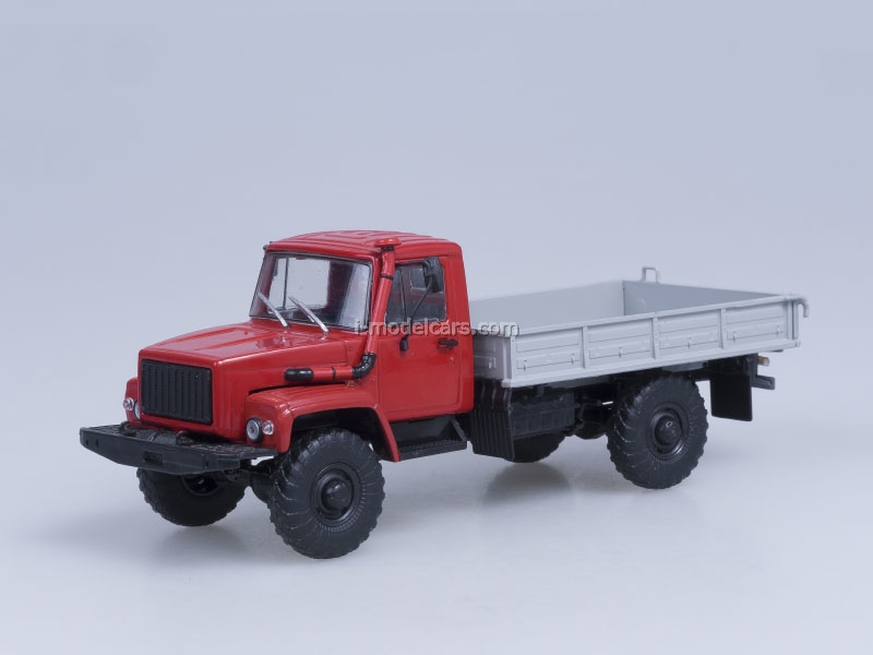 MODEL CARS GAZ-33081 Exhibition 4x4 engine D-245.7 Diesel Turbo ...