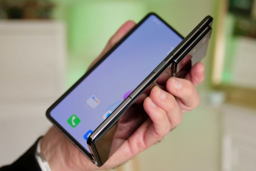 Honor Magic Fold 5G (2024) - Купить в Москве, цена 92 400 ₽ в России и ...