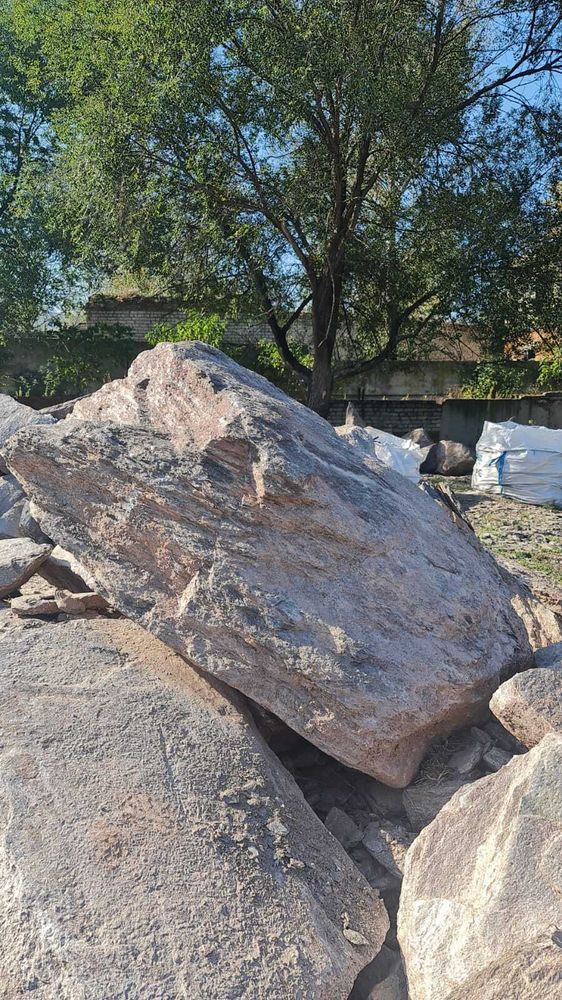 Купить Глыба камень сланец Серебро /тн online с доставкой, цена, фото ...