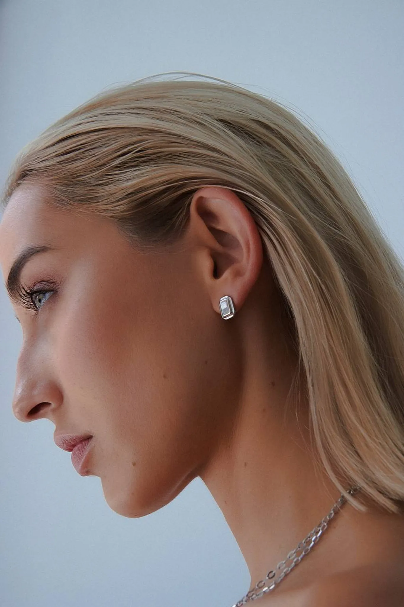 Серебряные серьги пусеты «Лед треугольник