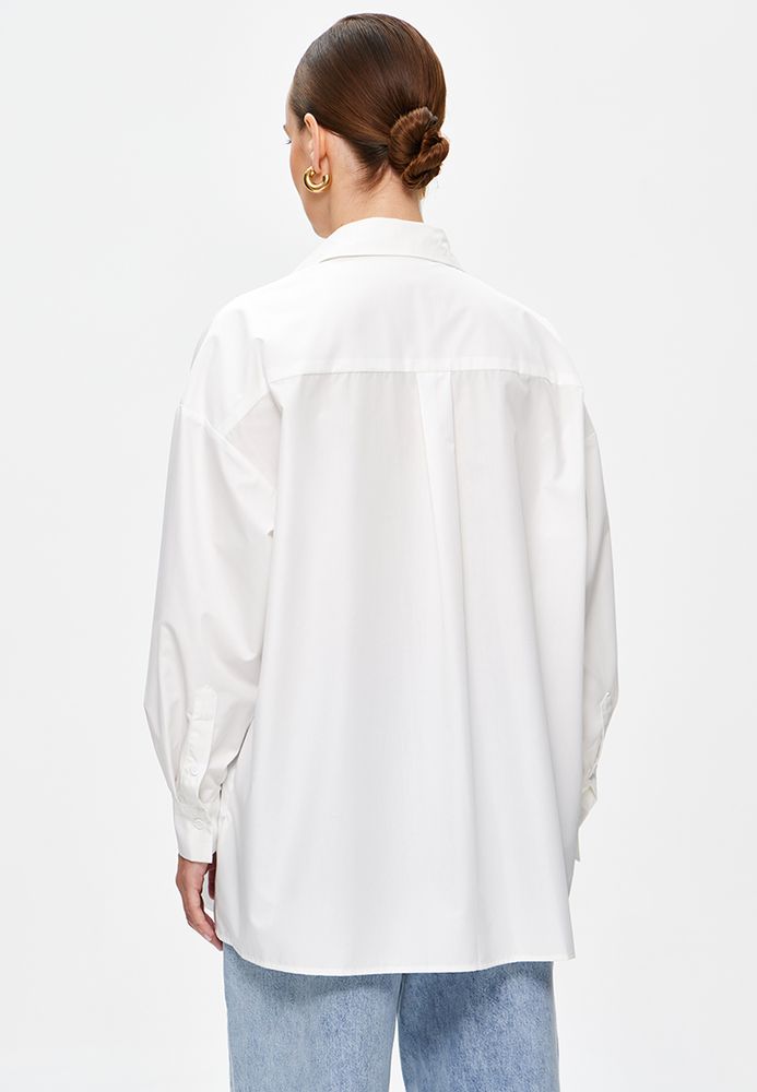 Рубашка oversize с цветком гофре – купить за 7 980 ₽ | MISS CHIC