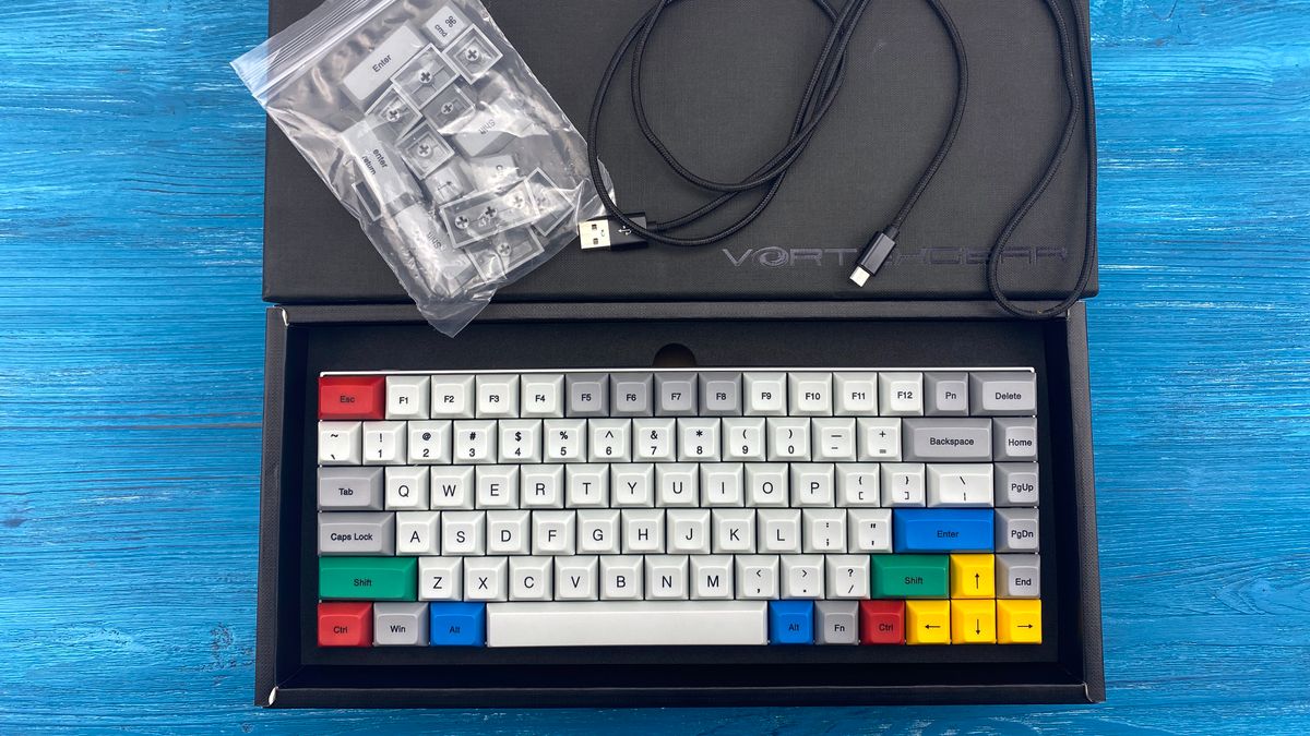Vortex Race III RGB Cherry MX Red — купить на сайте профессиональных клавиатур Geekboards