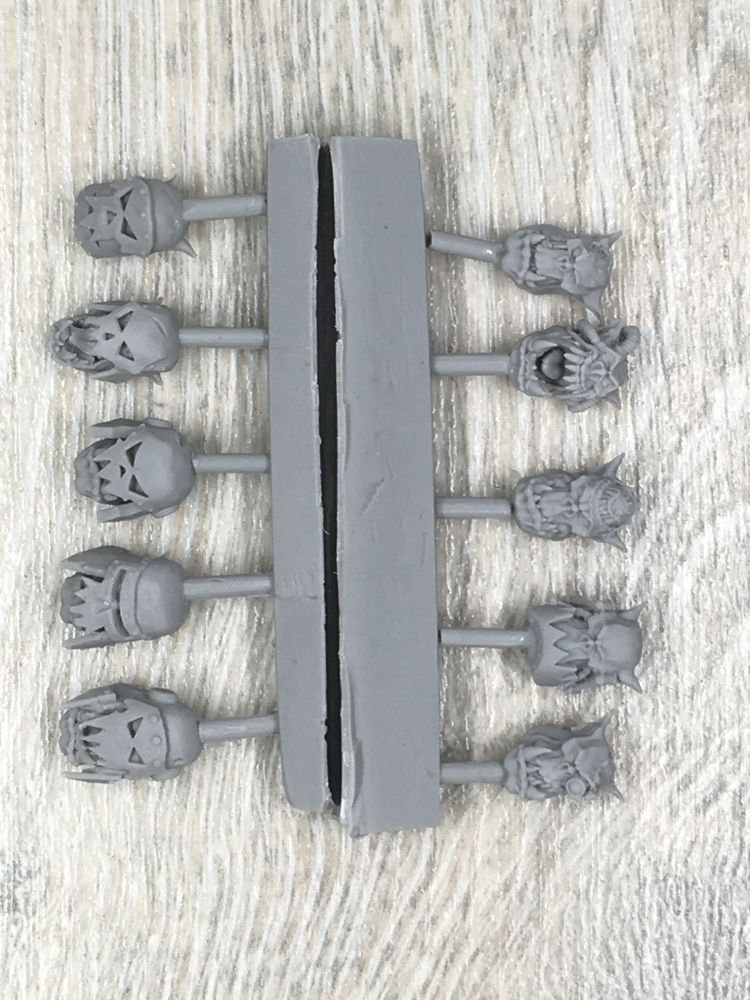 Ork Heads - купить по выгодной цене | Craft Miniatures