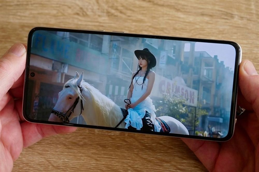 Poco F7 5G (2025) - Купить в Москве, цена 28 400 ₽ в России и СНГ, обзор характеристик ...