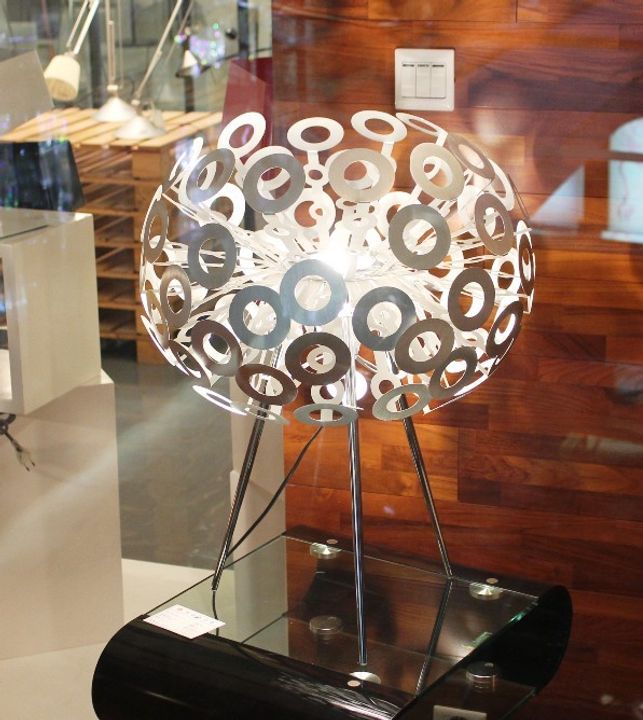 TABLE LAMPS ON WWW.REPLICA-LIGHTS.COM