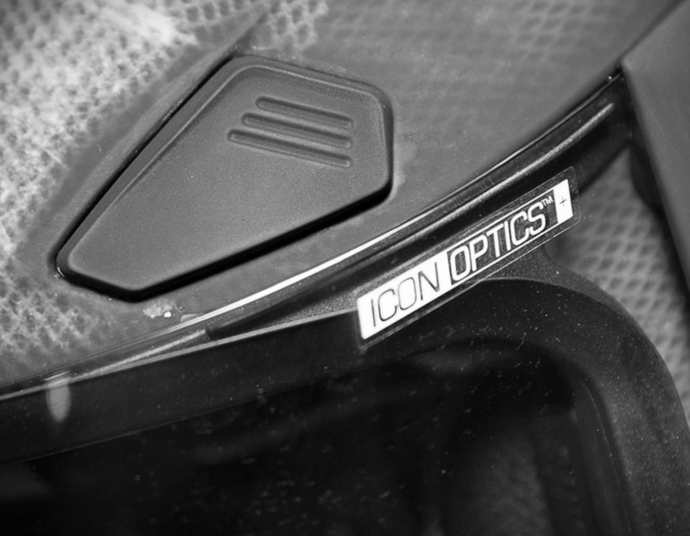 Купить Мотошлем Интеграл Icon Airframe Pro Construct / Черный в ...